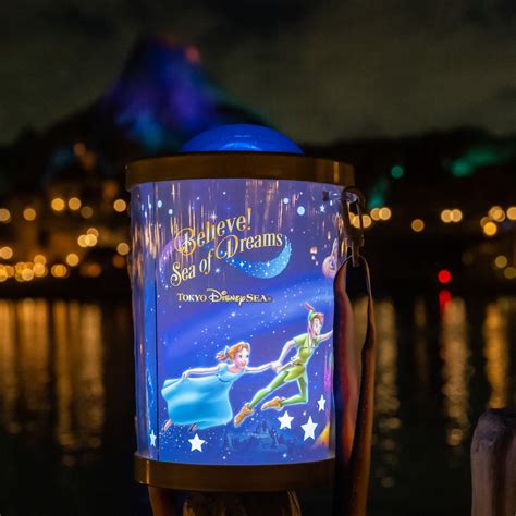 ライトが光り絵柄が浮かび上がる！東京ディズニーシー「ビリーヴ！〜シー・オブ・ドリームス〜」ポップコーンバケット