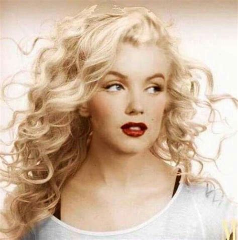 Gorgeous Marilyn Monroe Photos Long Hair Styles Marilyn Monroe