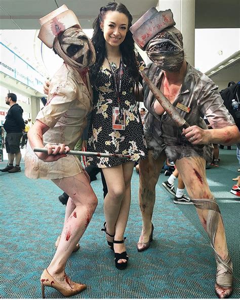 Jodelle Ferlands Feet Jodelle Ferlands Feet