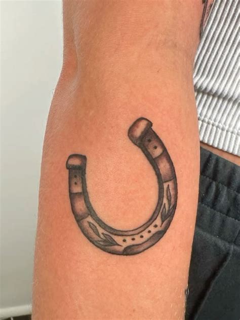 What Does A Horseshoe Tattoo Mean Symbolism Meaning And Cultural