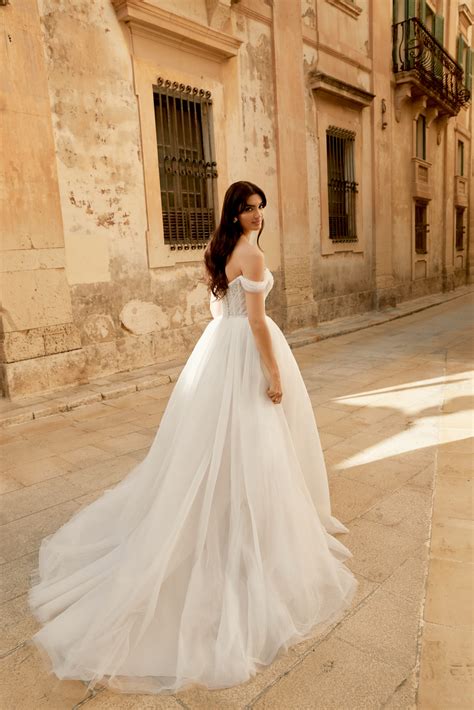 44489 Sincerity Wedding Dress Beau Belles Wedding Dress Shop In