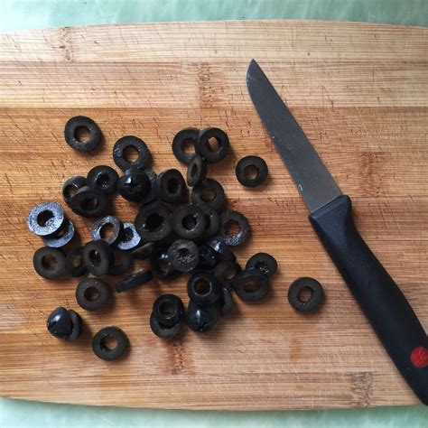 黑橄榄切片 橄榄陨石切片 橄榄核雕 大山谷图库