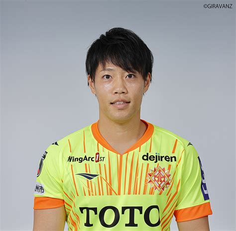 中山雄希 選手 新加入のお知らせ トピックス ヴェロスクロノス都農 オフィシャルサイト