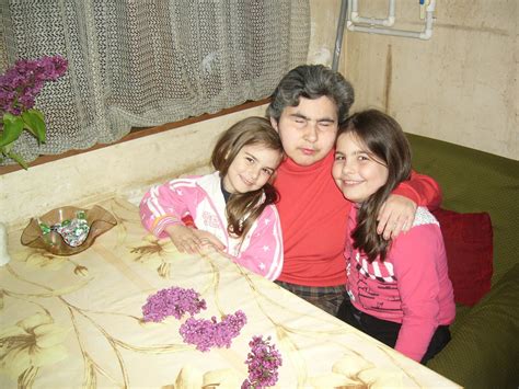 ტვ რადიოს ერთგული მსმენელები ყველაზე თბილი და ტკბილი ტალღის რადიო დარდიმანდი ს უერთგულესი