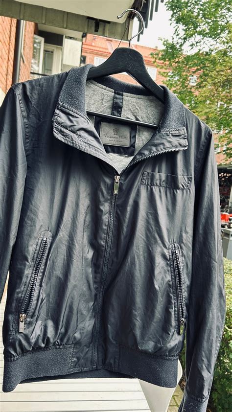Se Produkter Som Liknar Massimo Dutti Svart Jacka St På Tradera