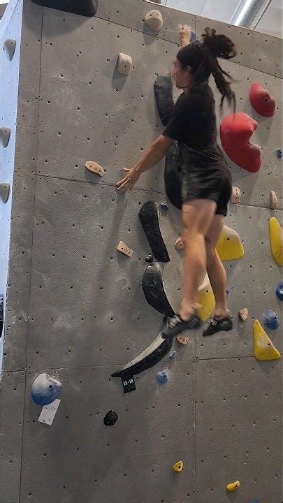 Dyno Boulder Fail Bouldering Fail Fitness Climbing Dyno Gymfails