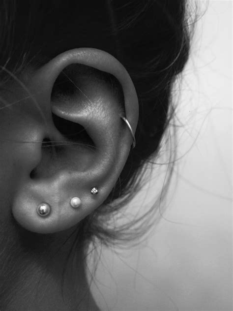 Triple Lobe And Cartilage Piercing Pretty Ear Piercings Cute Ear