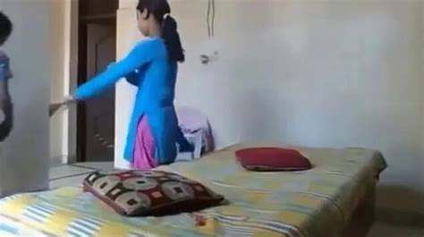 Women Caught On Ccvt Viral Video Desi Hidden Camera Real Caught Watch Cctv Footage Yandex