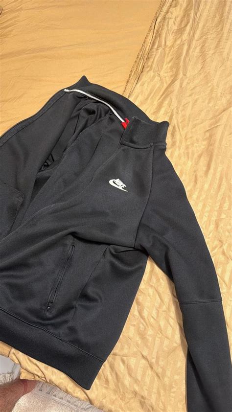 Суичър Nike гр София Люлин 2 • Olxbg