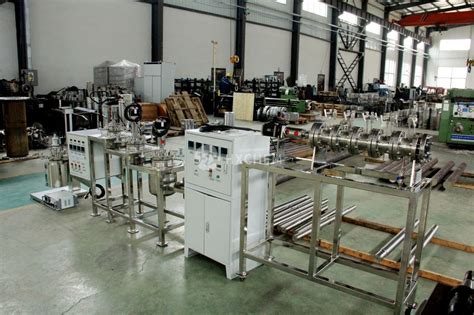 Laboratory Stirred Pressure Reactors