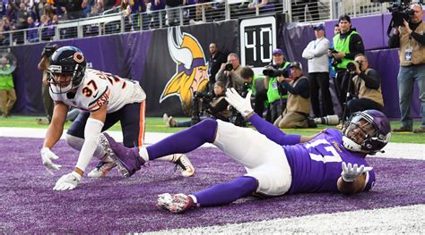 Nfl Could Cap Pass Interference Penalties At 15 Yards Sports Illustrated