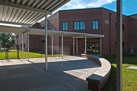 Welbro Completes Mt Dora Middle Schools New Classroom Building