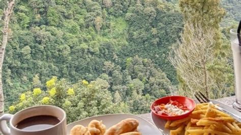 Foto Teraz Cafe And Resto Tempat Ngopi View Gunung Pengganti Warpat Di