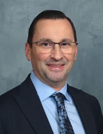 Dr Mohamed Yahya Al Sawaf Diagnostic And Pediatric Radiologist At
