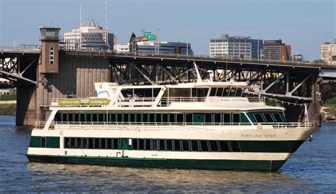 Fileportland Spirit Just South Of Morrison Br Starboard Side Cropped