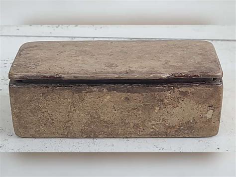 Small Hinged Box Northern Kentucky Auction Llc