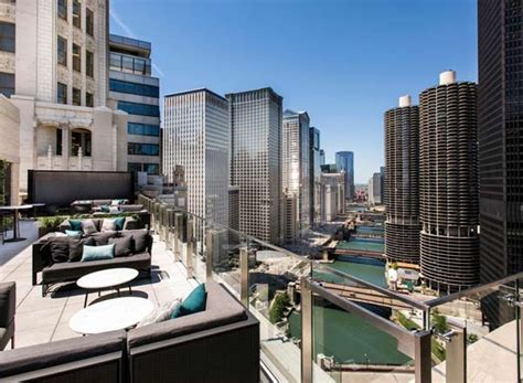 Lh Rooftop Rooftop Bar In Chicago The Rooftop Guide