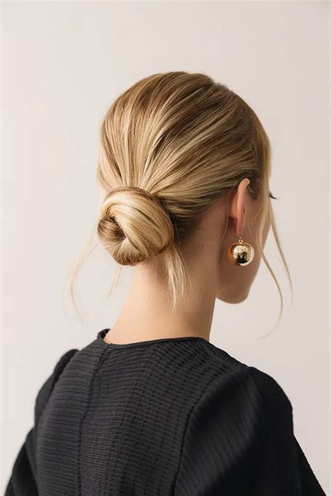 Easy Work Hairstyles 2025 20 Ideas For Medium Short And Long Hair
