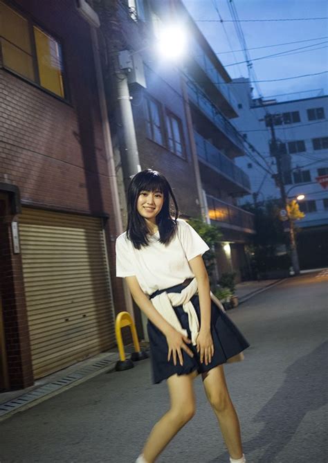 Fresh Actress 福本莉子 女性の服装 莉子 ファッション