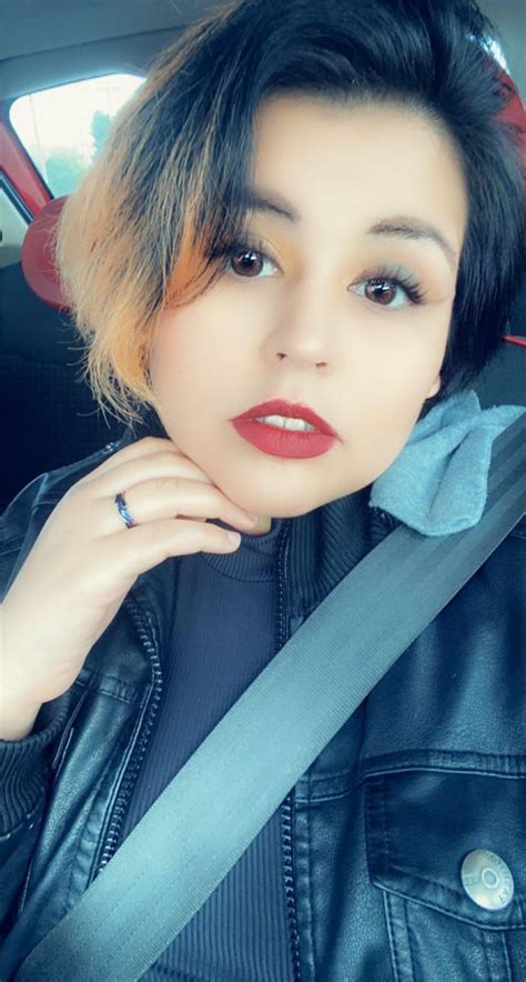 Help Growing Out Pixie And Hate How It Looks Any Advice Would Be