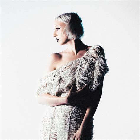 Sadye Releases An Appealing Lyric Video For Her “dark Side” Single