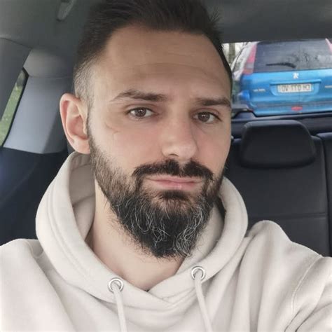 Kevin Merlet Kevm2305 • Threads Say More