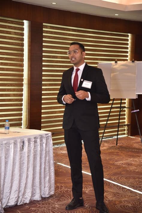 Akshay Singhi On Linkedin Marketing Bni Story Branding Businessowners Restaurantbusiness