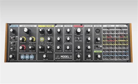 Behringer ” The Model 15 ” Moog「model 15」の回路をベースにしたセミモジュラーシンセサイザー