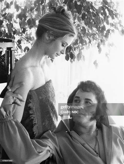 Stephanie Zimbalist As Linda Thompson Don Johnson As Elvis Presley