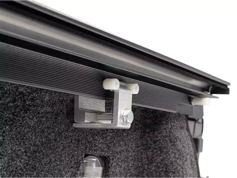 Retraxone Mx Manual Retractable Tonneau Cover