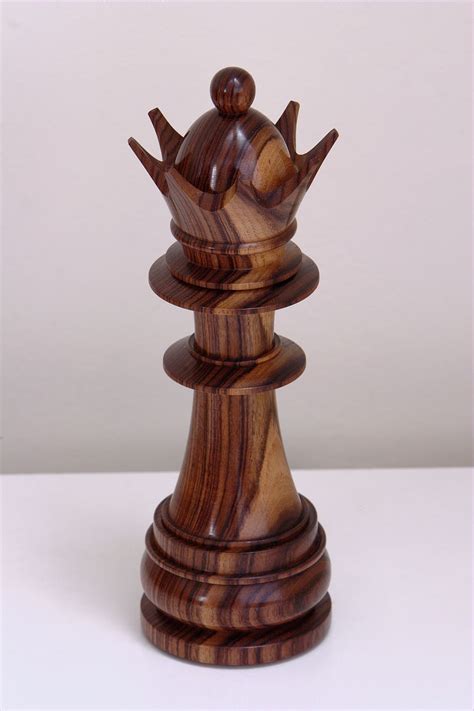 Kingwood Chess Piece With Crown Wikipedia Chess Board Decoration