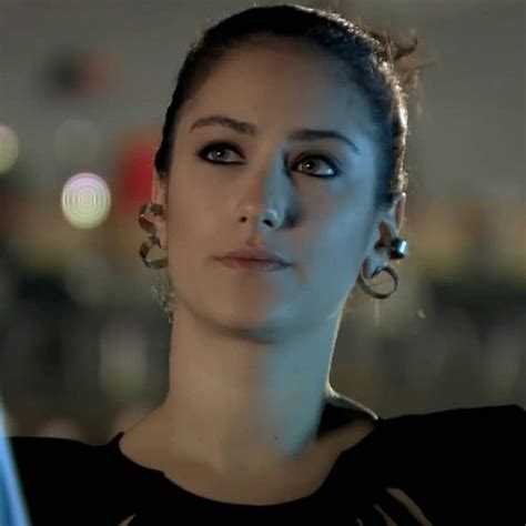 Pin On Turkish Actresses Dizleri Nose Ring Beauty Nose
