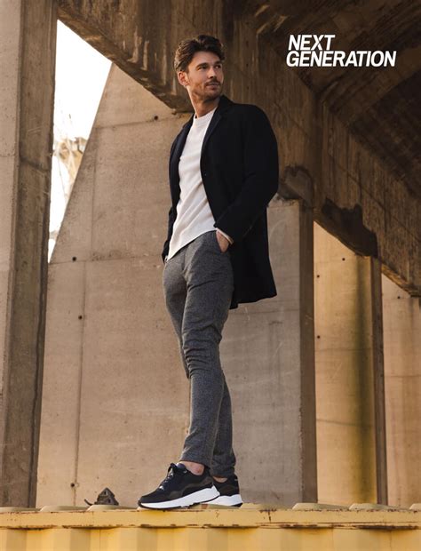 X Sensible Step Right