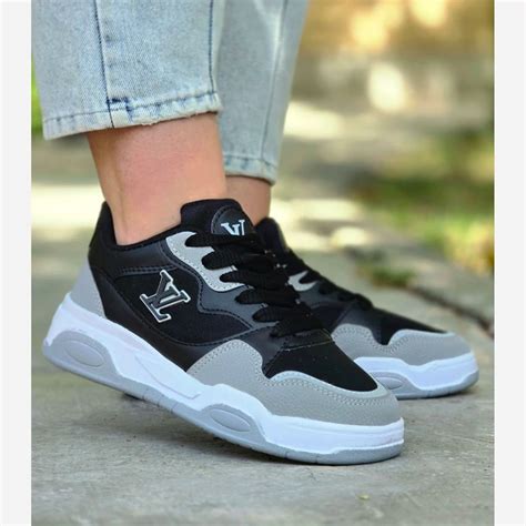 خرید و قیمت کفش اسپرت دخترانه مدل ونس لویی ویلتون شیک و به روز از غرفه فروشگاه عموعلی