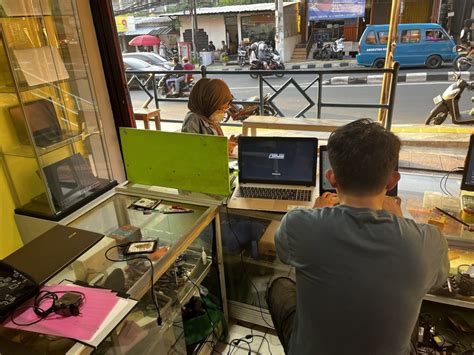 Ganti Lcd Laptop Jenis Biaya Dan Tips Perbaikan