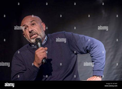 Sergio Pirozzi Presents His Book The Shoe Shake In The Picture