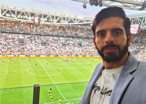 Out Of The Pitch Intervista A Simone Nasso Le Sue Impressioni Su Juventus E Torino