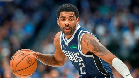 Kyrie Irving Drops 38 In Return Sets Up Winning 3 Vs Lakers Espn