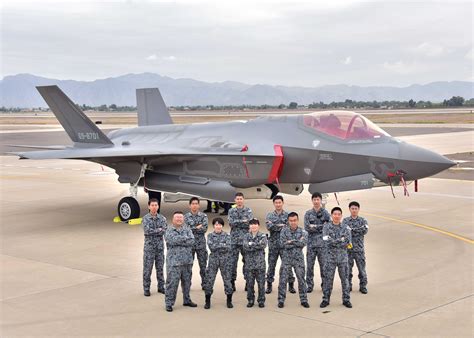 Japans First F 35a Being Trained With In Arizona Usa X Post From R