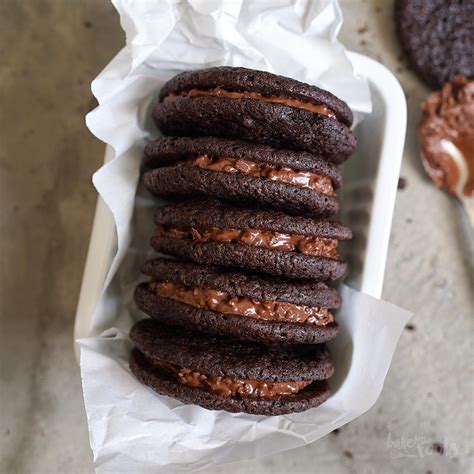 Chocolate Sandwich Cookies Mit Ovomaltine Bake To The Roots Bake To