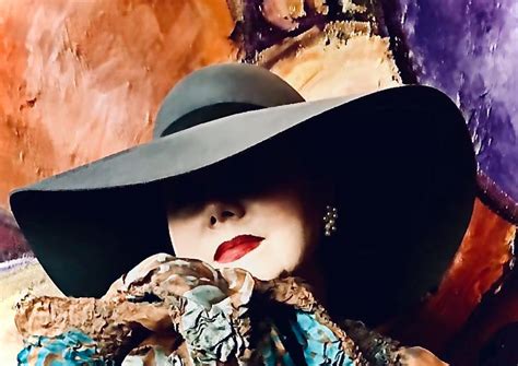 Susan Oliver Art