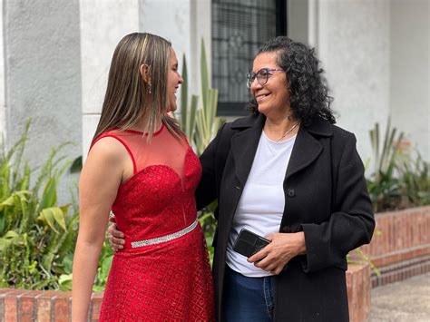 Ana Karina Saenz Página Oficial