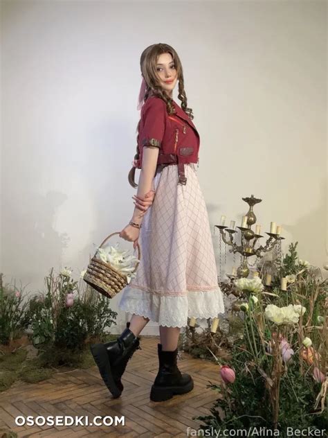モデル Alina Becker Alina Becker 、aerith Gainsborough のコスプレ、final Fantasy 由来 Onlyfans、patreon