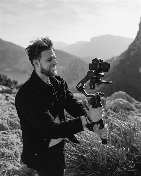 Jonas Birk Videografie Filmmaker Hochzeitsfotografie Hochzeitsvideografie Hochzeitsvideos Mit