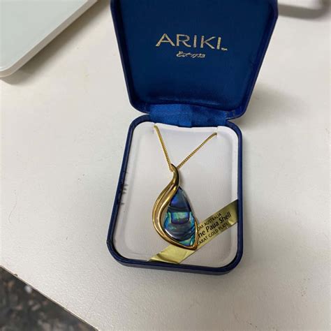 Womens Necklaces Gold Ariki Paua Shell S