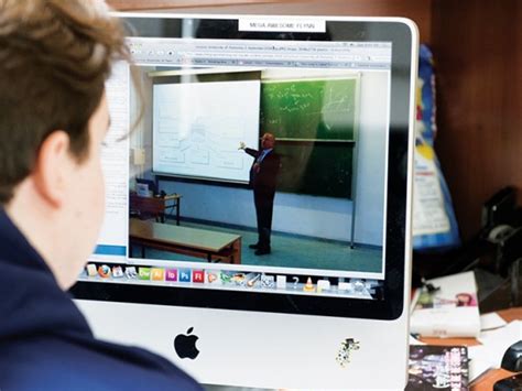 Lecture Recording And Live Streaming System Online Streaming Solution