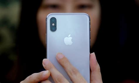 Apple выпустит версию iPhone для Китая без Face ID