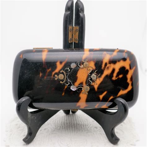 Etui à Cigares Dépoque Napoléon Iii En écaille De Tortue Et Incrustat