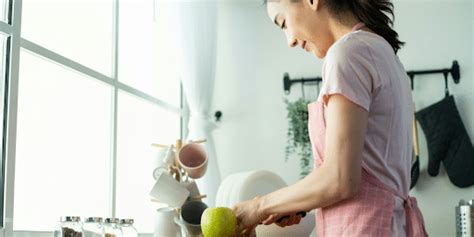 How Dr Pompas Informational Approach To Thyroid Health