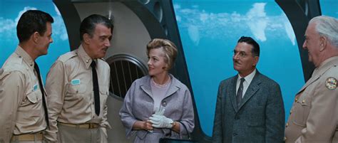 Picture Of Voyage To The Bottom Of The Sea